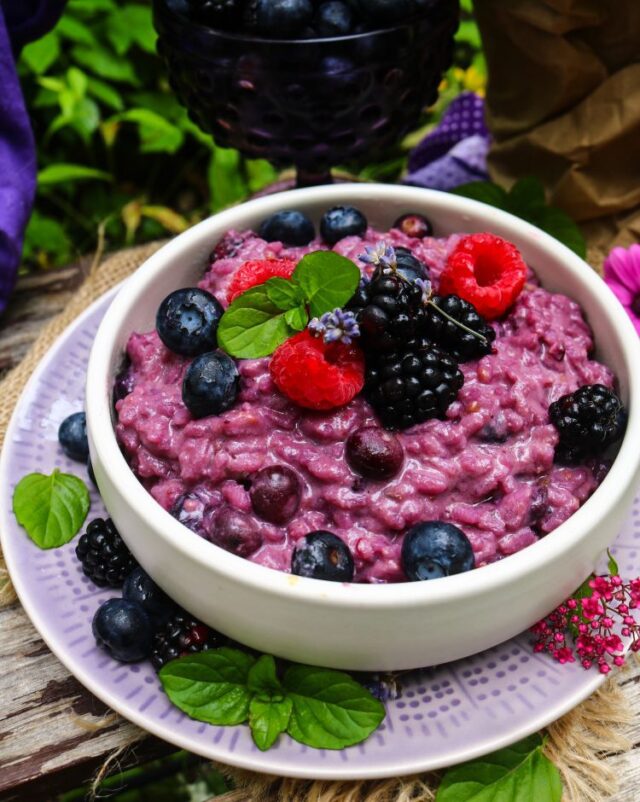 Sweet Berry Lavender Risotto (Dessert Risotto)