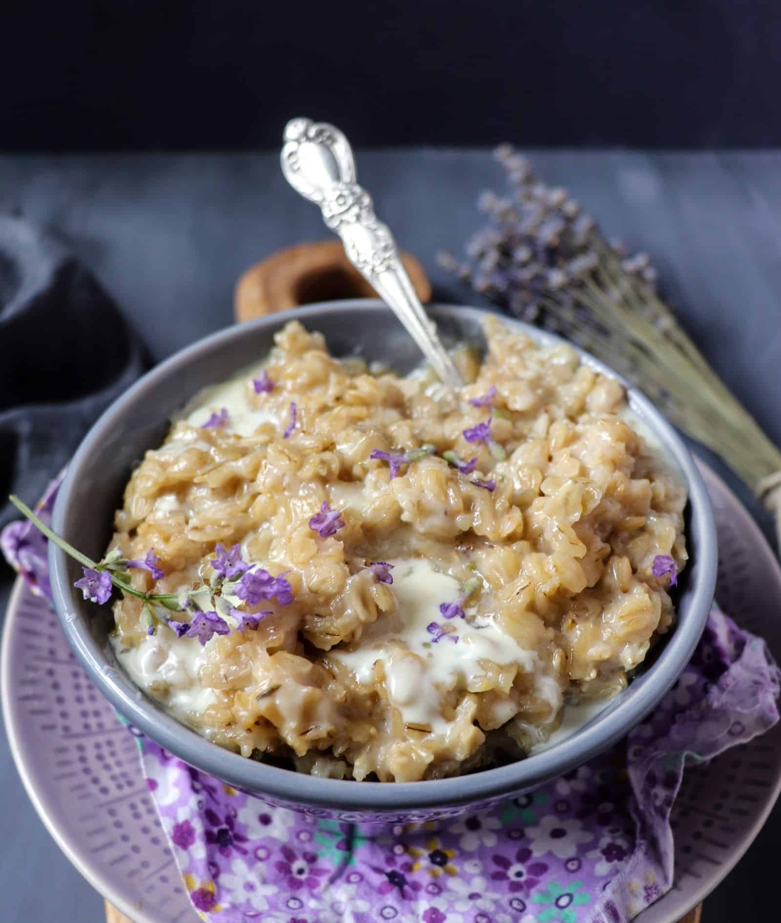 Lavender White Chocolate Oatmeal | Havoc in the Kitchen