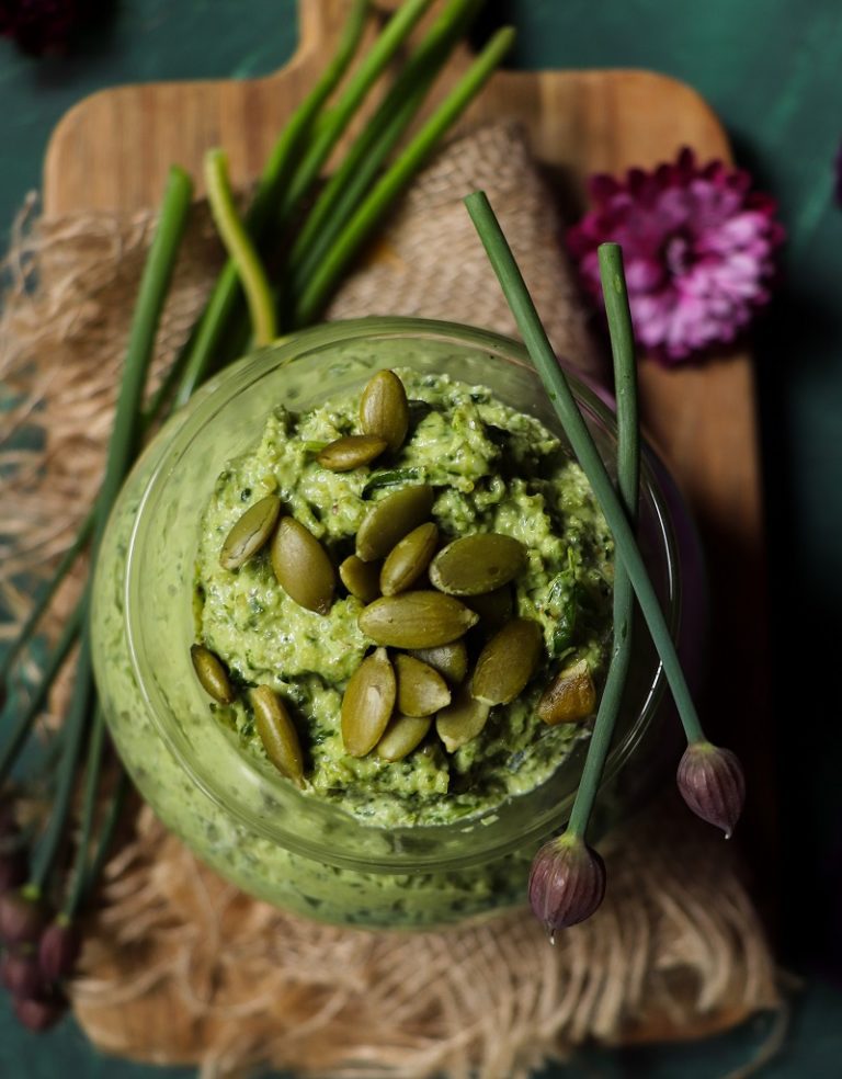 Chive Pesto Sauce Recipe