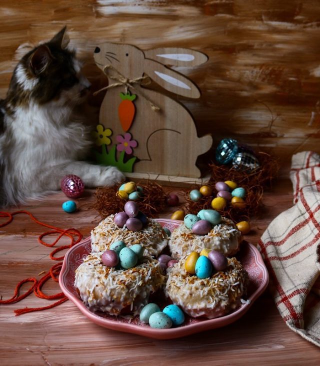 Easter Nest Baked Donuts
