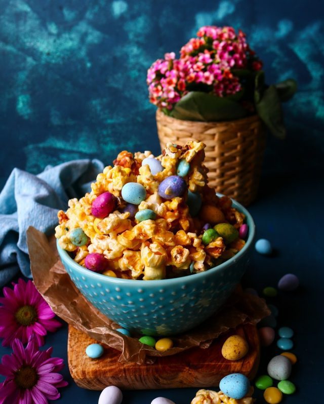 Easy Easter Popcorn