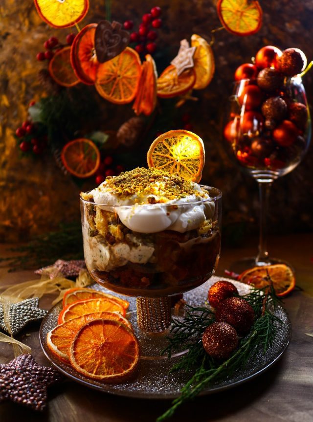 Festive Pistachio Panettone Trifle - Easy No-Bake Dessert