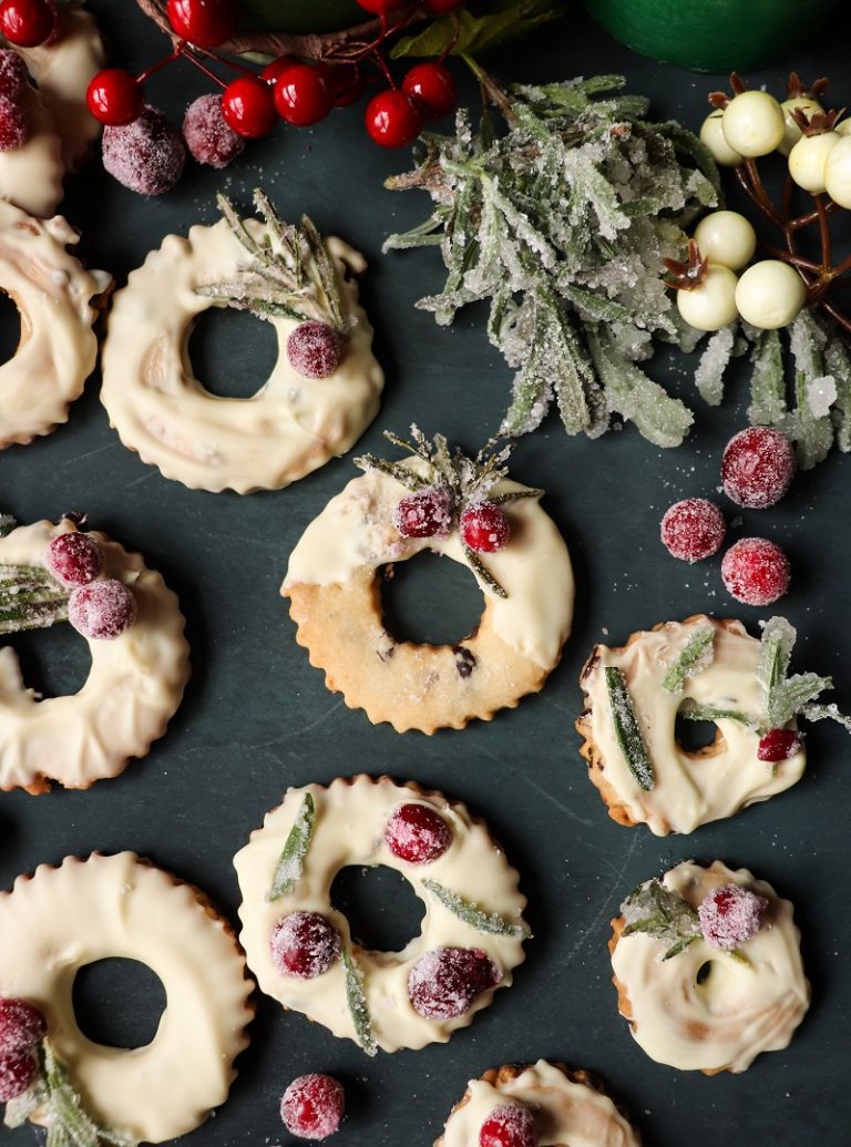 Cranberry Rosemary Christmas Shortbread Wreath Cookies