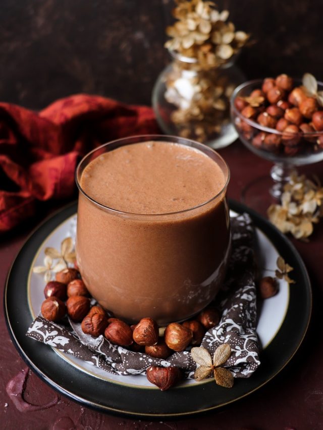 Chocolate Hazelnut Cream Liqueur with Nutella