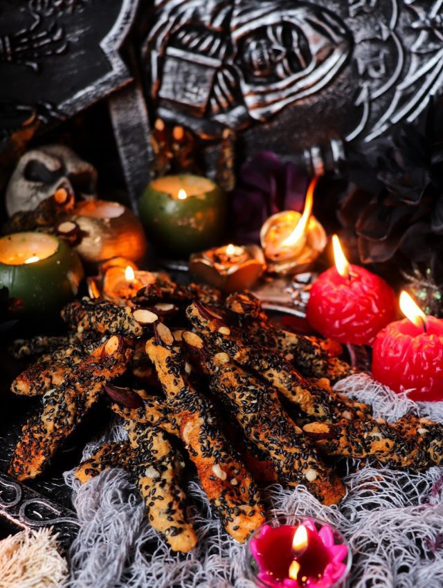 Zombie Finger Biscuits (Savoury Halloween Biscuits)