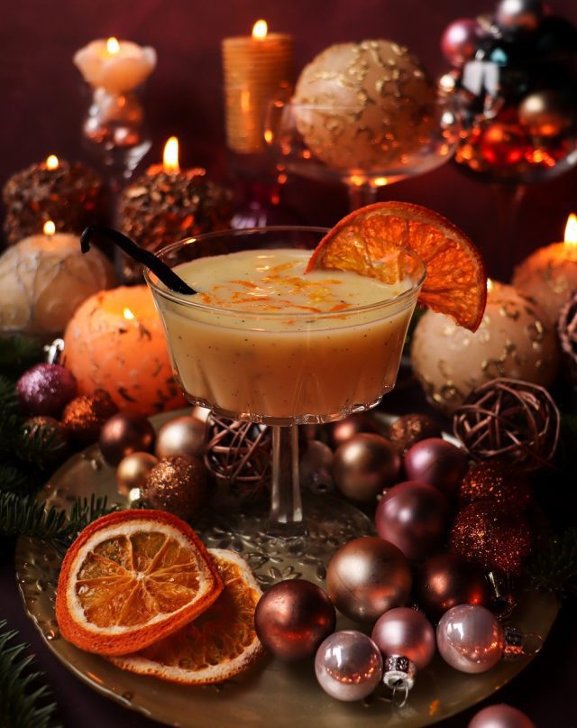 Festive White Chocolate Martini - A Luxurious Holiday Dessert Cocktail