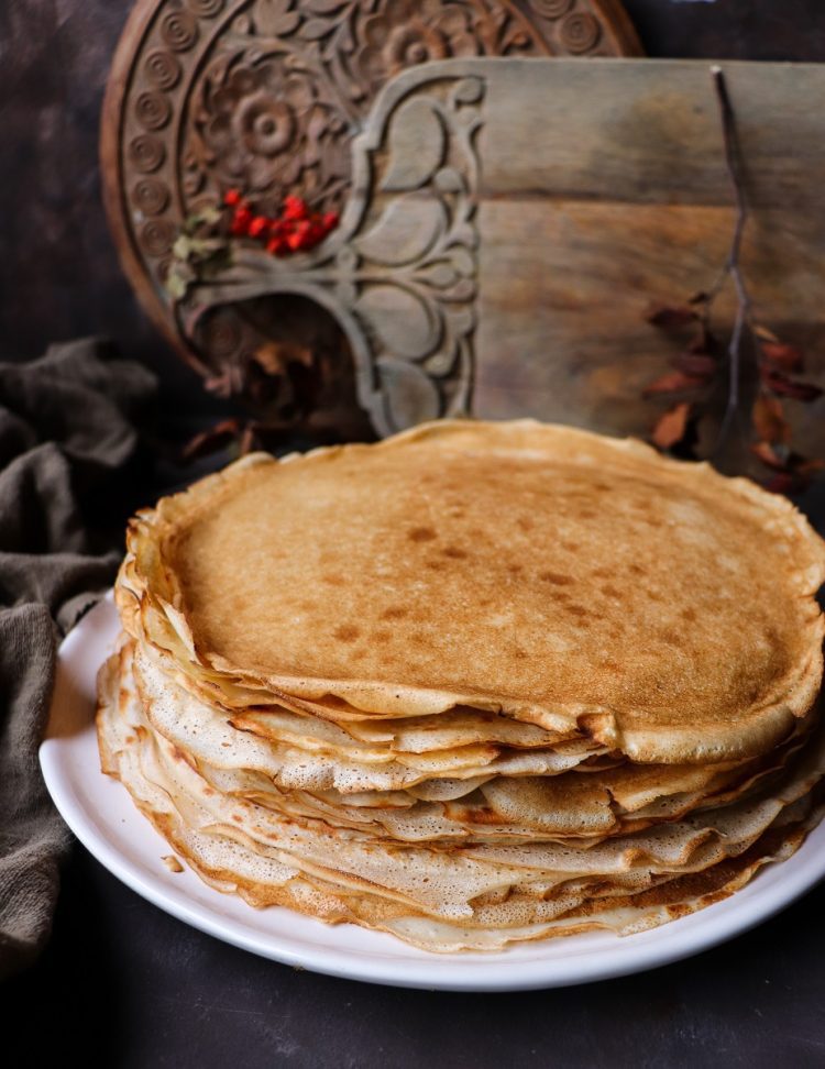 Crêpes - Easy Basic French Crêpes Recipe
