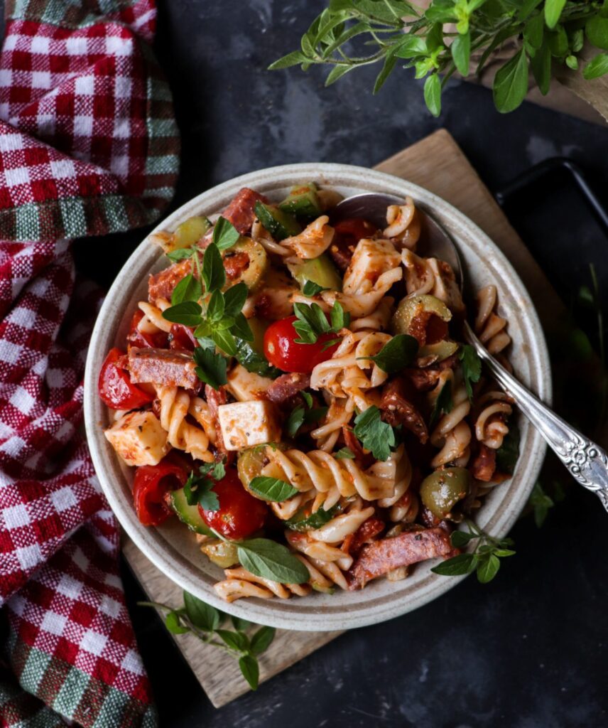 Easy Pasta Salad with Salami, Mozzarella and Sun-Dried Tomatoes