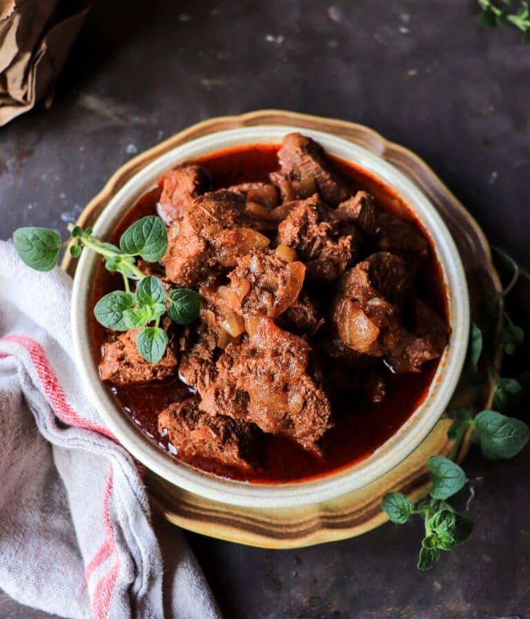 Hungarian Goulash (Gulyás) - Classic Paprika Beef Stew