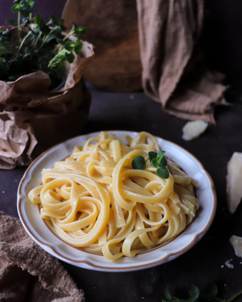 How to Make Italian Butter Pasta (Authentic Fettuccine al Burro)